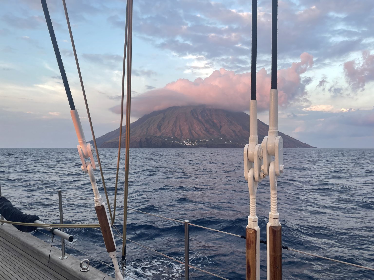 Island hopping Lipari Islands - Sailing Classics
